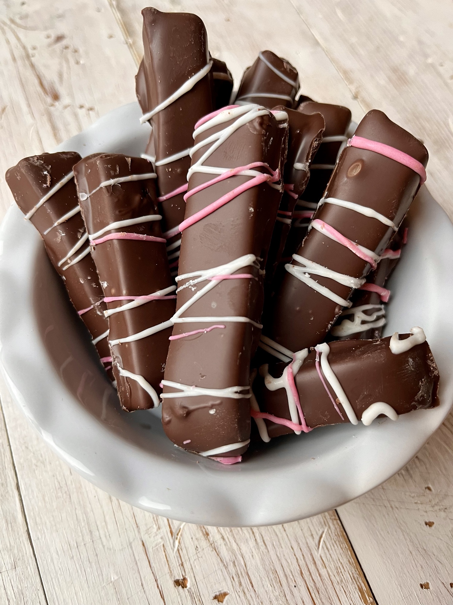 Chocolate Raspberry Sticks – Yummy Woodberries